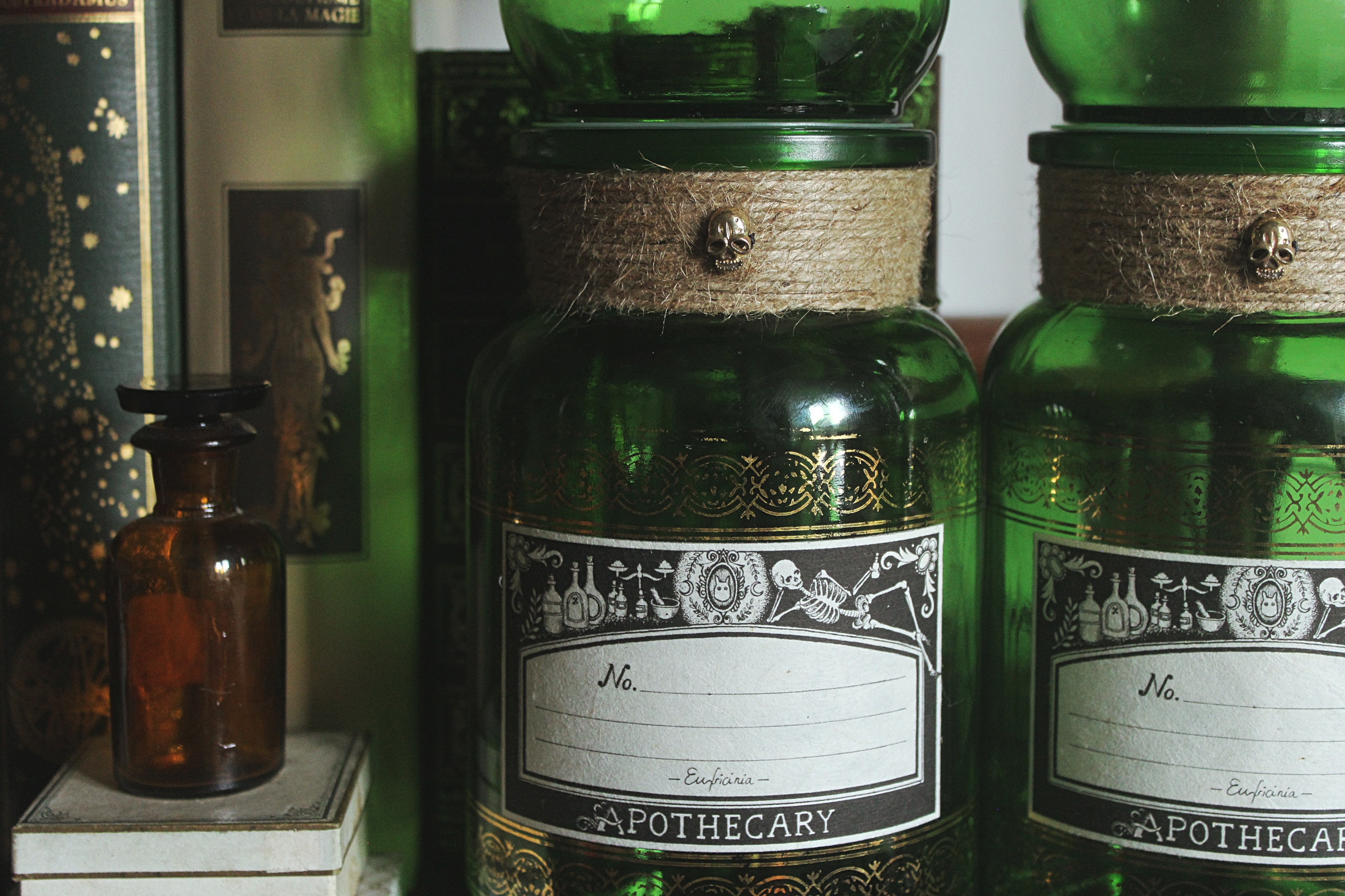 Collection « Pharmakeia